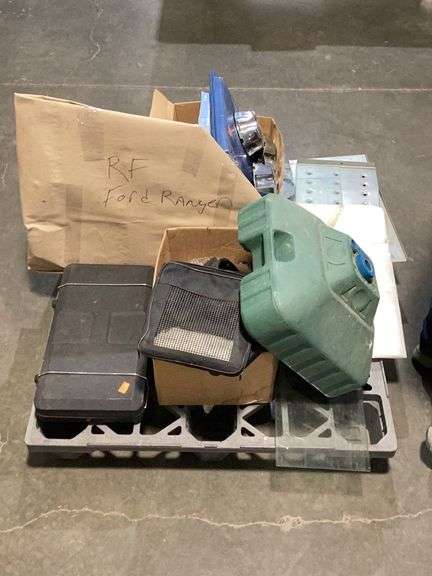Pallet Lot, includes Umbrella Stand, Ford Ranger Window, Kitchenware ...