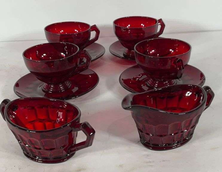 Ruby red glassware cups and saucers plus Cream and sugar - Hash Auctions