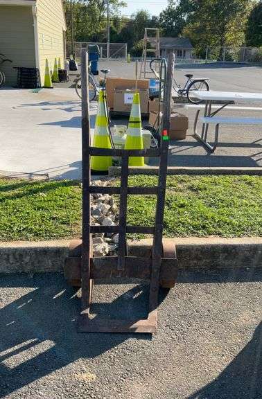 Heavy duty Barrel hand cart dolly - Hash Auctions