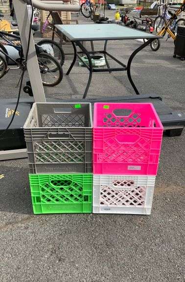 Set of four Poly crates - Hash Auctions