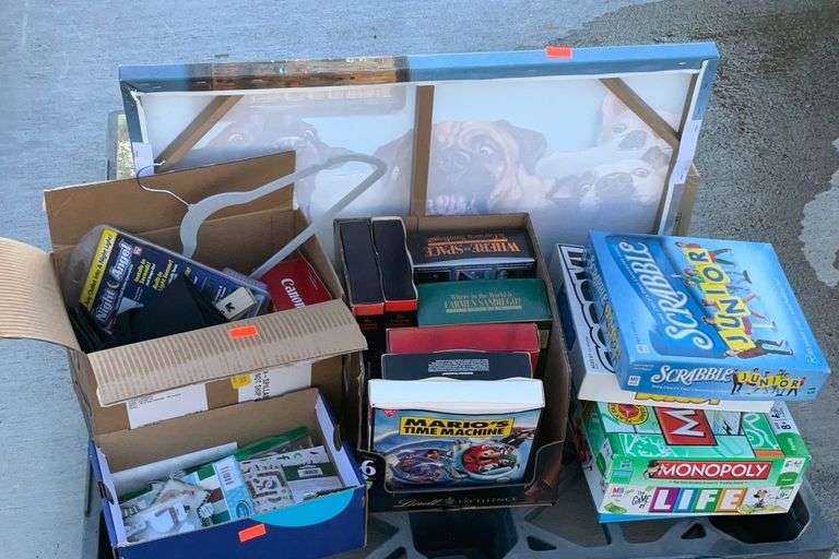 Pallet lot, canvas art work, family board games, holiday decor, etc ...