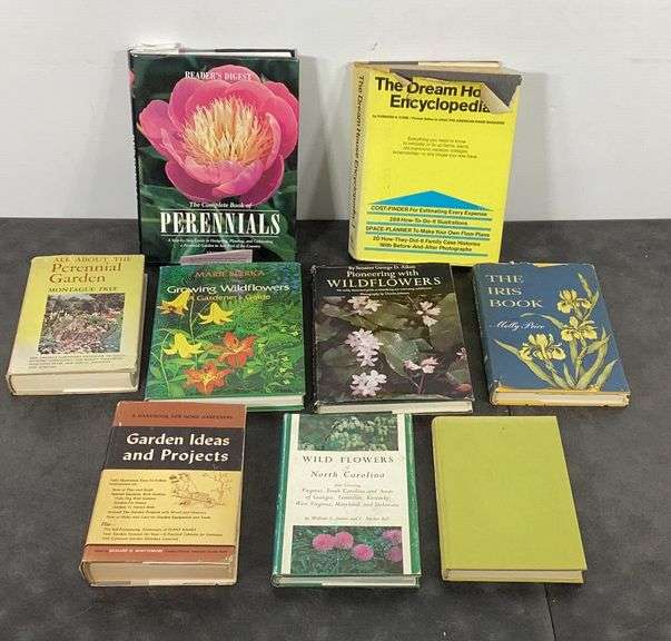 9 Gardening Books - Hash Auctions