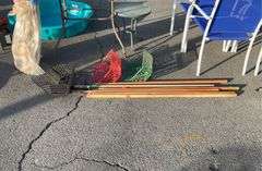 Long handle stall forks for cleaning manure and extra poles - Hash Auctions