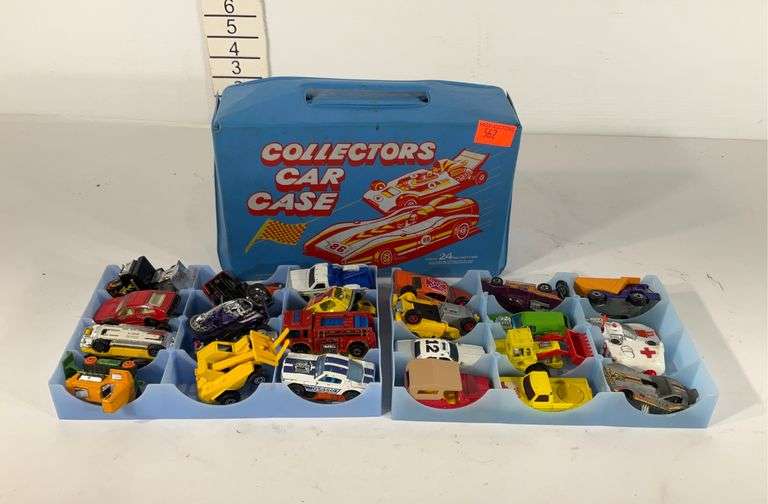 Collectors car case with cars - Hash Auctions