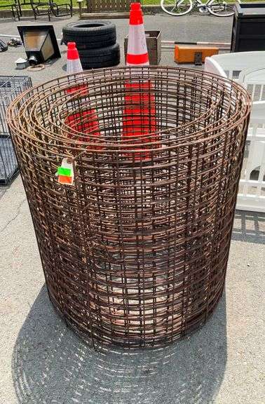 Roll of steel mesh wire - Hash Auctions
