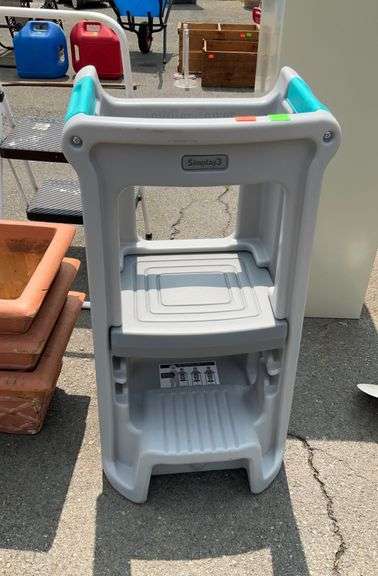 Simplay 3 toddler tower, 34” - Hash Auctions