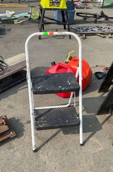 Safety 1st step ladder - Hash Auctions