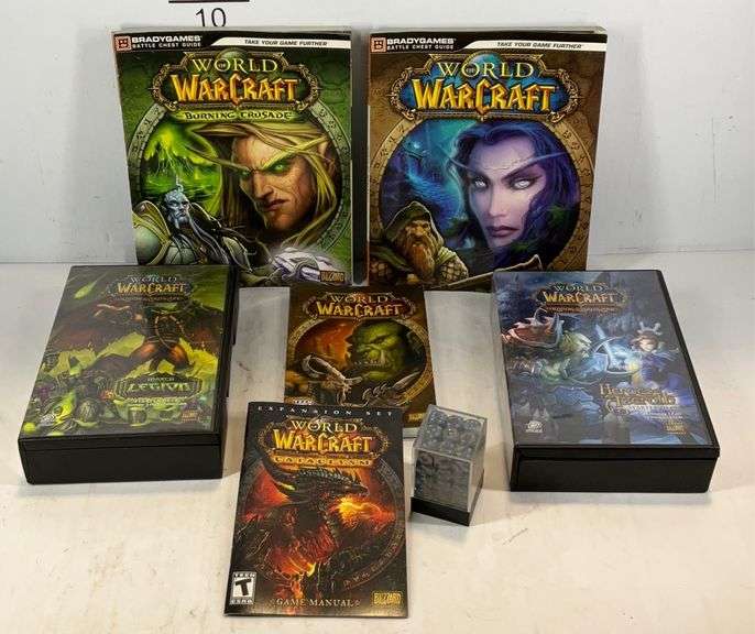 World of Warcraft battle chest guide books, card boxes, no cards, and ...
