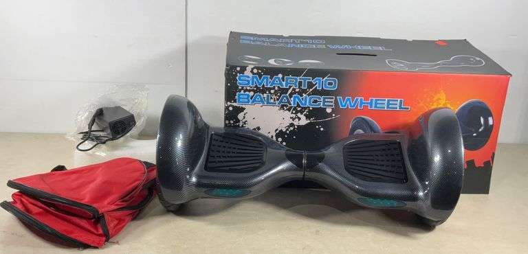 Smart10 Balance Wheel hover board with charger and case, powers on ...