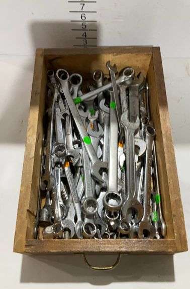 Drawer full of wrenches, mostly Craftsman - Hash Auctions