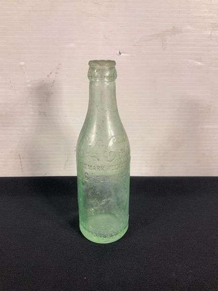 Early Coca-Cola bottle, 1900s, 6.5fl.oz. - Hash Auctions