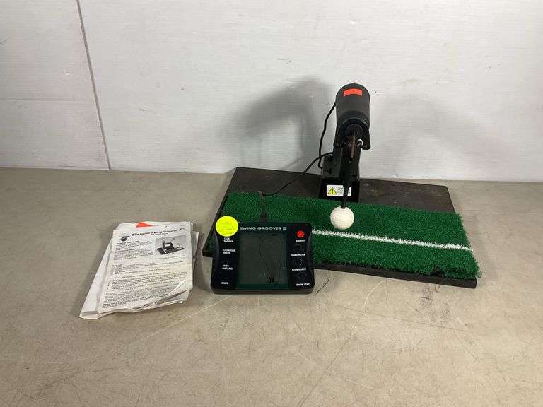 Club Champ electronic swing groover 2 golf trainer, powers on, not ...