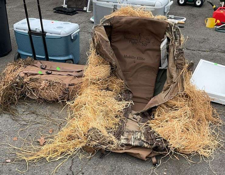Pair of Cabela’s backpack hunting blinds, both items have some holes ...