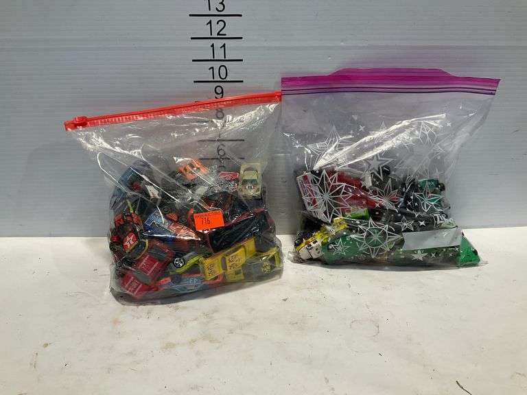 Two bags of toy cars - Hash Auctions