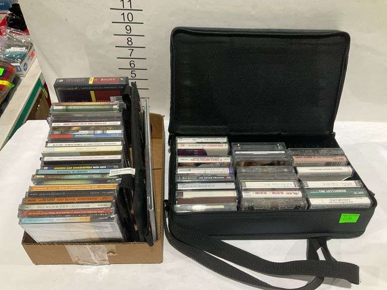 Cds and cassette tapes - Hash Auctions