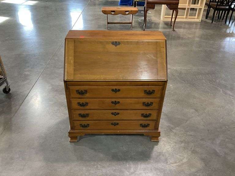 Maple secretary desk by Maddox Tables. No key. Missing one drawer ...