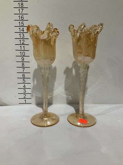 Art glass candle holders. - Hash Auctions
