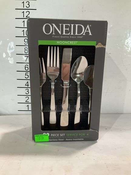 Oneida “mooncrest” service for four flatware. - Hash Auctions