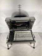 Harris Teeter Rancher grill. - Hash Auctions