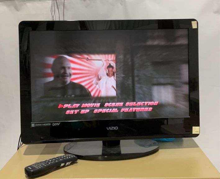 Vizio 26” tv with remote. - Hash Auctions