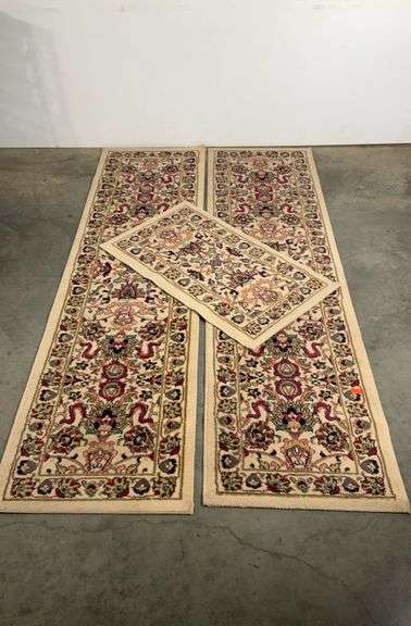 Three rugs, two runners-22x84, one scatter rug-20x35 - Hash Auctions