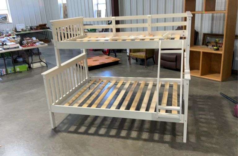 Full bed with Twin bed on top bunk bed. Missing a few hardware but ...