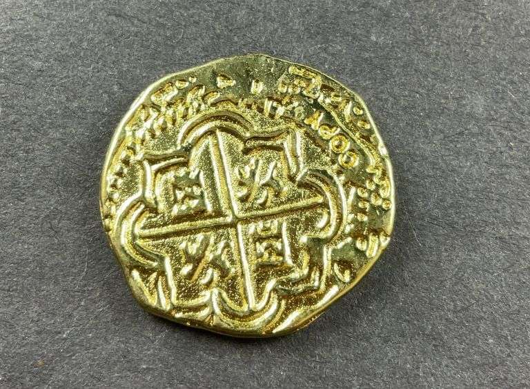 Gold Doubloon Coin Copy - Hash Auctions