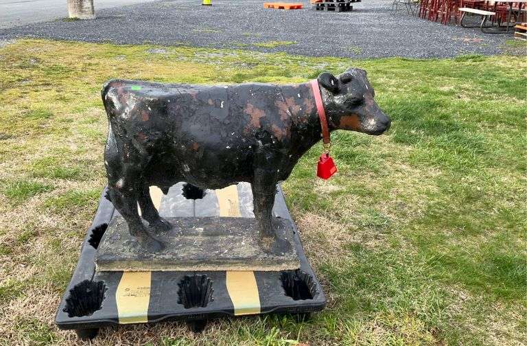 Betsy The Milk Cow. Yes Folks here it is the Farm House Lawn Decor you ...