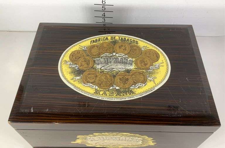 Humidor. H. Upmann Habana - Hash Auctions