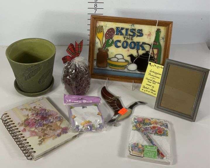 Miscellaneous home decor items and more. Kiss the Cook glass art ...