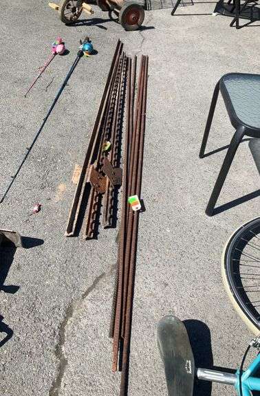 Rebar 6-7’L,sign post 5-6’L - Hash Auctions