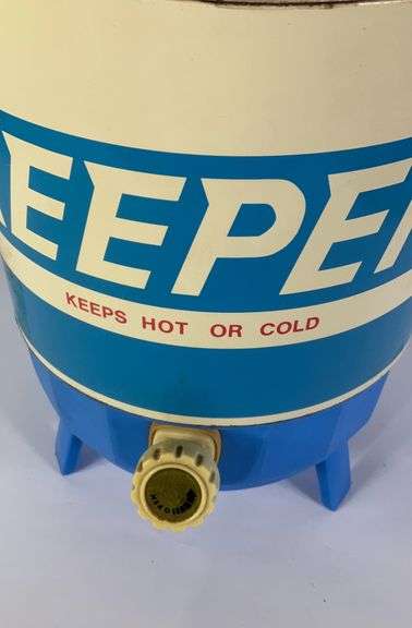 Vintage keeper cooler. Hot or cold - Hash Auctions