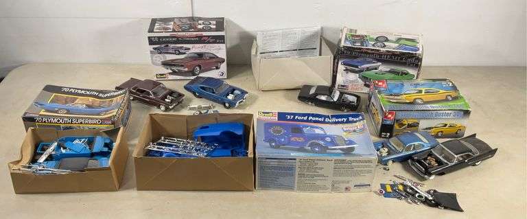 Model car parts and pieces - Hash Auctions