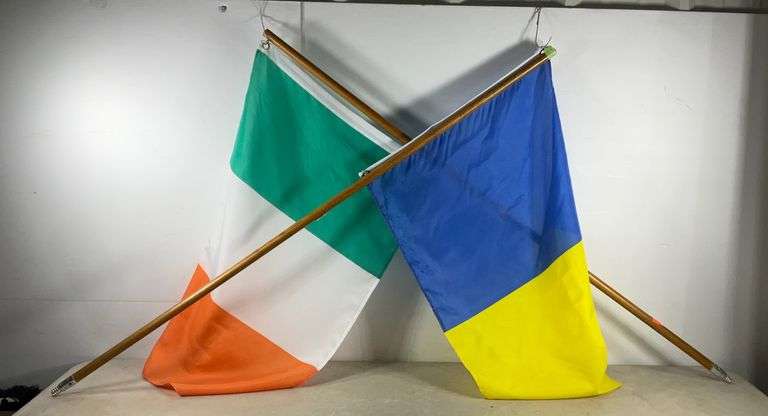 Two irish flags with poles, 23x36”, Irish country flag and Tipperary ...