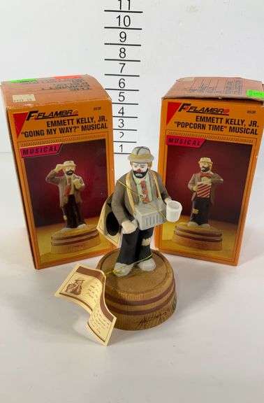 Two Emmit Kelly, jr clown musical porcelain figurines. - Hash Auctions