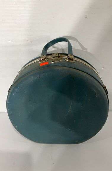 Airway round hard sided suitcase, 17in diameter, needs some work inside ...