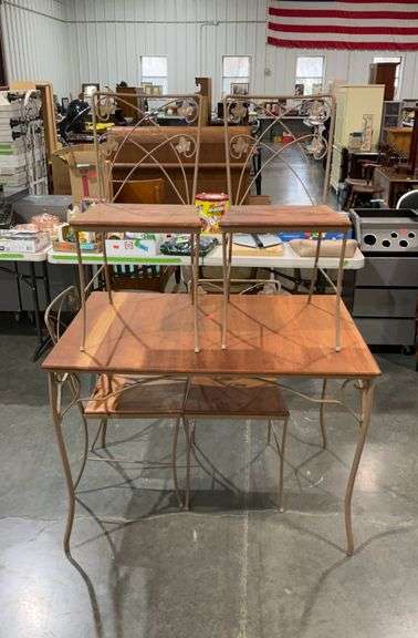 5- pc Breakfast/Patio style Table Set, 30x43” wood top, and wood ...