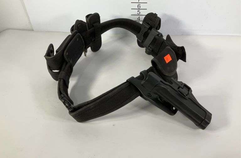 Tact squad gun belt. - Hash Auctions