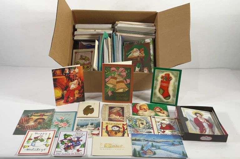 Box of mostly Christmas greeting cards and some envelopes - Hash Auctions