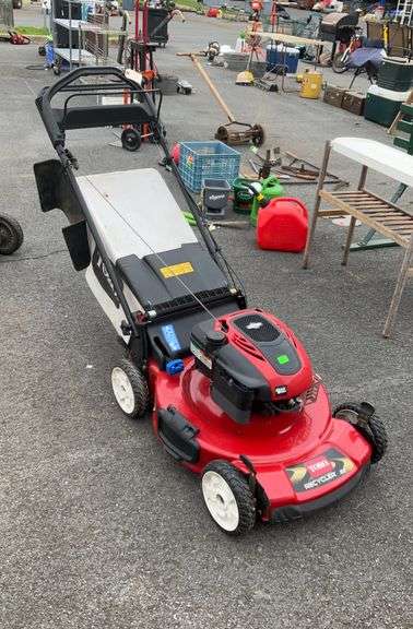 Toro lawnmower, 22”clearing width, with grass catcher, powered by ...