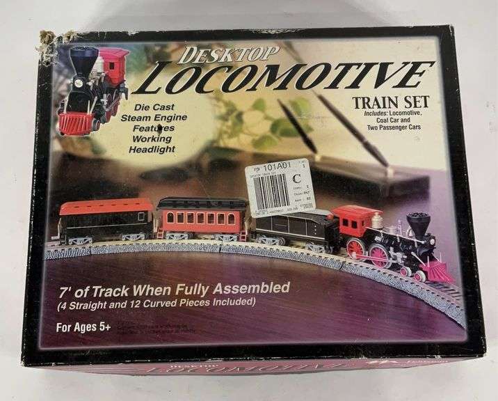 Desktop locomotive train set. - Hash Auctions