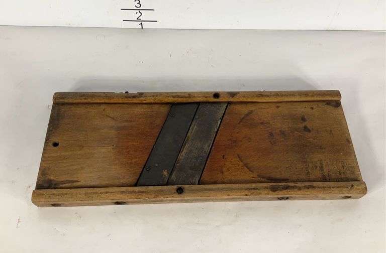 Vintage kraut cutter/slicer. - Hash Auctions