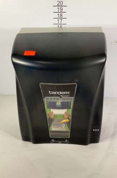 Tandem cascades paper towel dispenser. - Hash Auctions