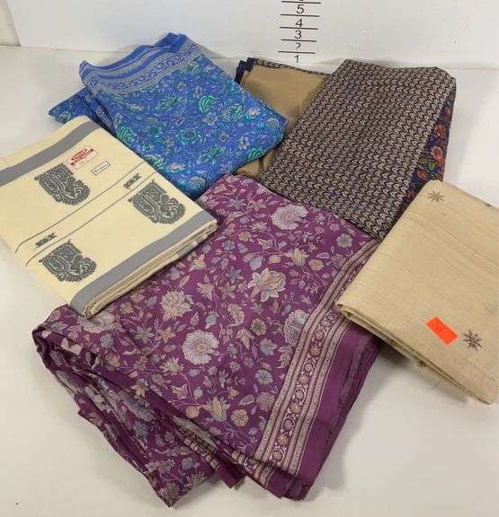 Various styles of fabric. - Hash Auctions