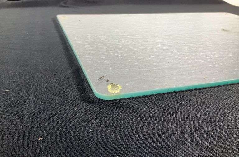 Textured glass cutting board, 18x14” - Hash Auctions