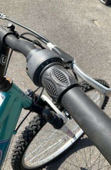 Rallye incline bike, 18speed, all terrain bike, 15”frame, tires have ...