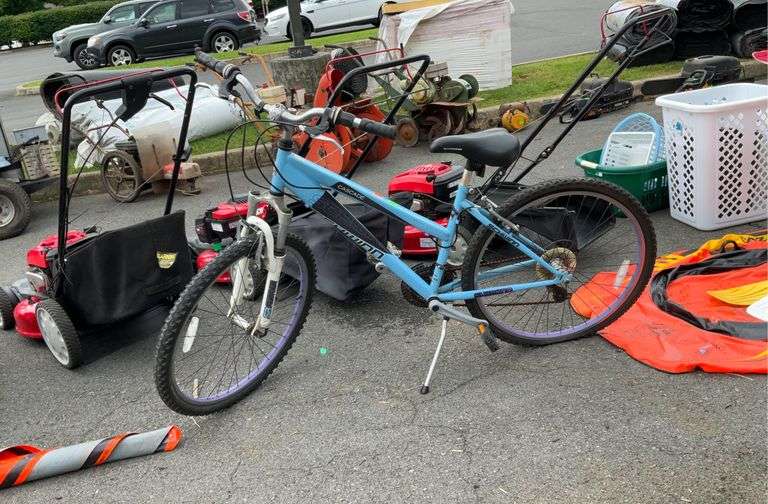 Schwinn cascade 21 speed bike with 26” wheels. - Hash Auctions