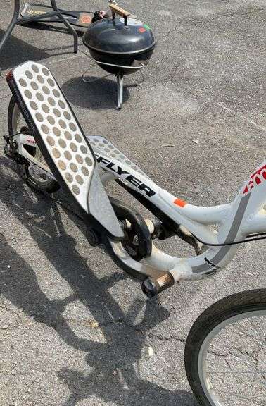 Wing flyer elliptical bike, 6speed, tires need air - Hash Auctions