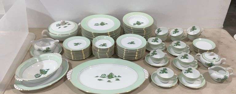 Two boxes: Narumi Green Willow pattern china, made in Japan, 89 pieces ...