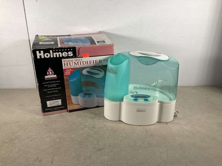 Holmes warm mist humidifier, 3.3 gallon, powers on - Hash Auctions